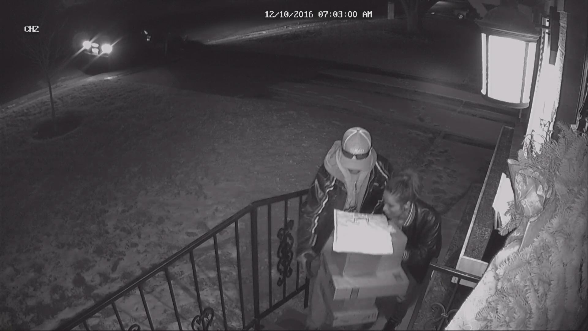 Thieves Caught On Camera Swiping Packages In Se Denver