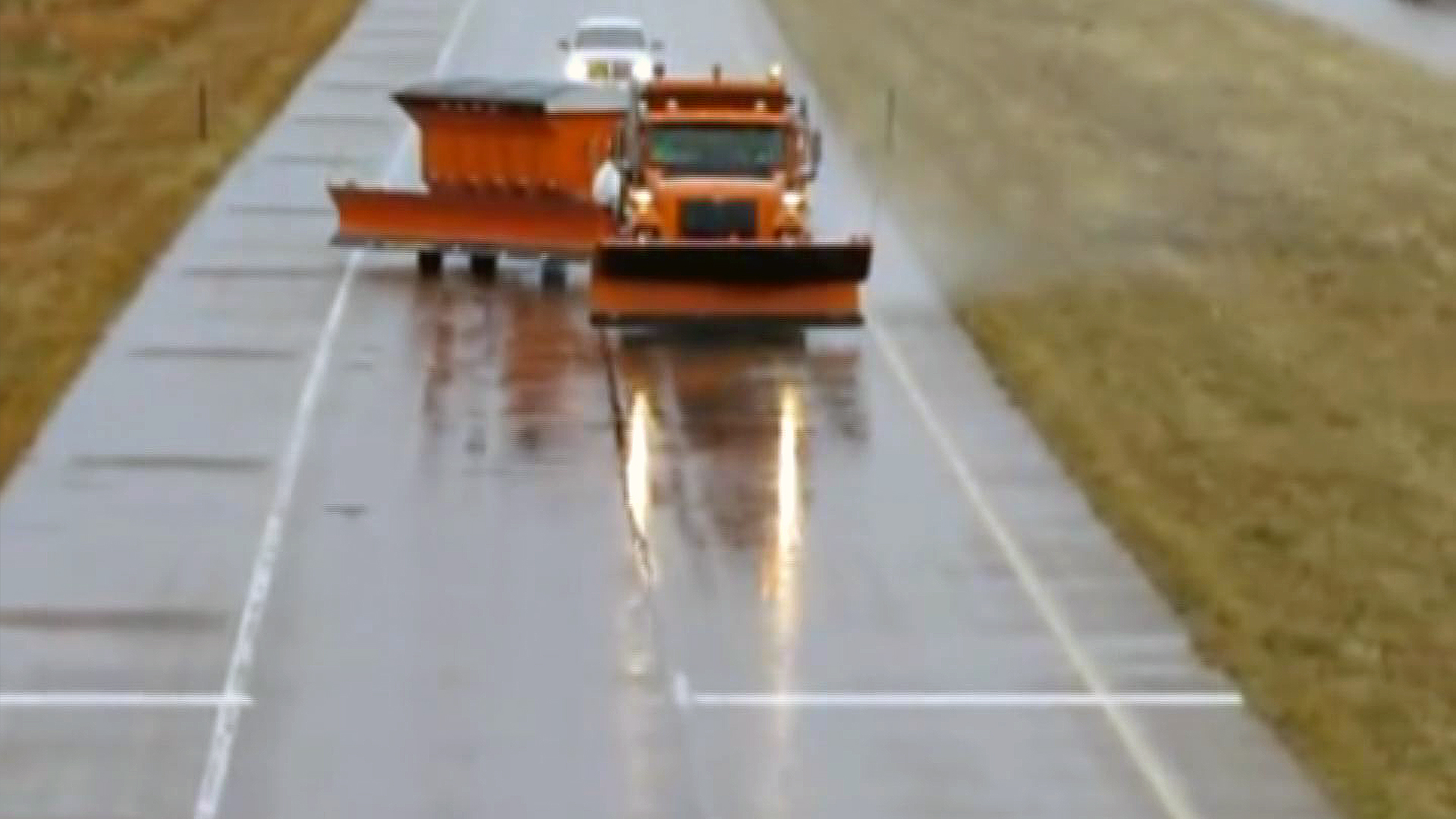 CDOT to use tow plow on I-70 in mountains | 9news.com