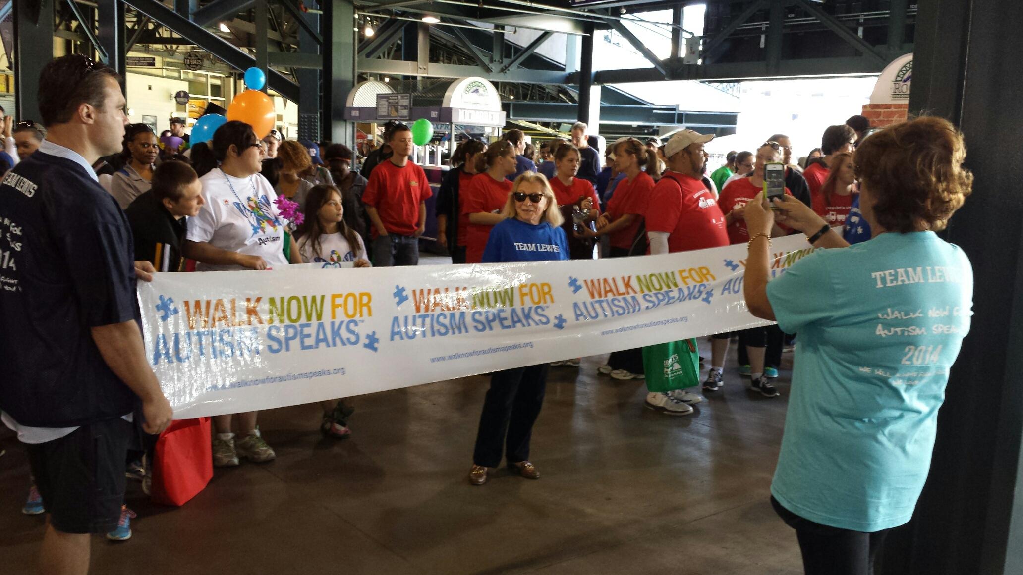 Denver event raises thousands for Autism Speaks | 9news.com