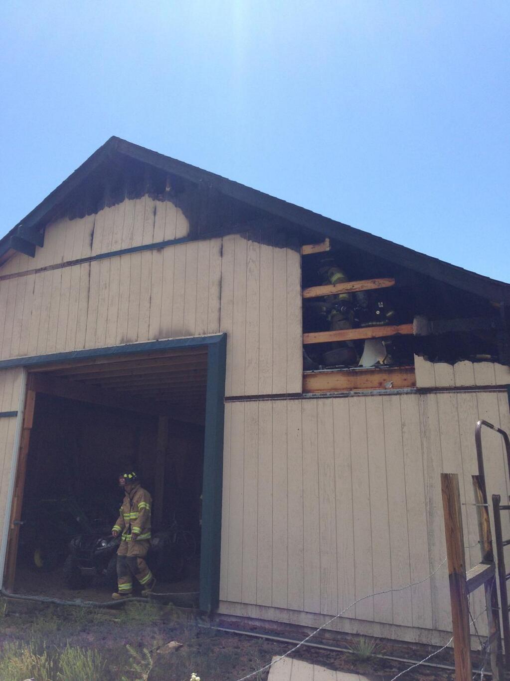 Lightning sparks 3 fires in 10 minutes | 9news.com