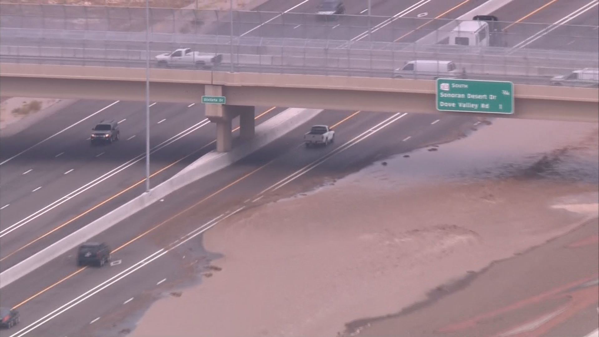 Interstates flood in Phoenix, motorists rescued | 9news.com