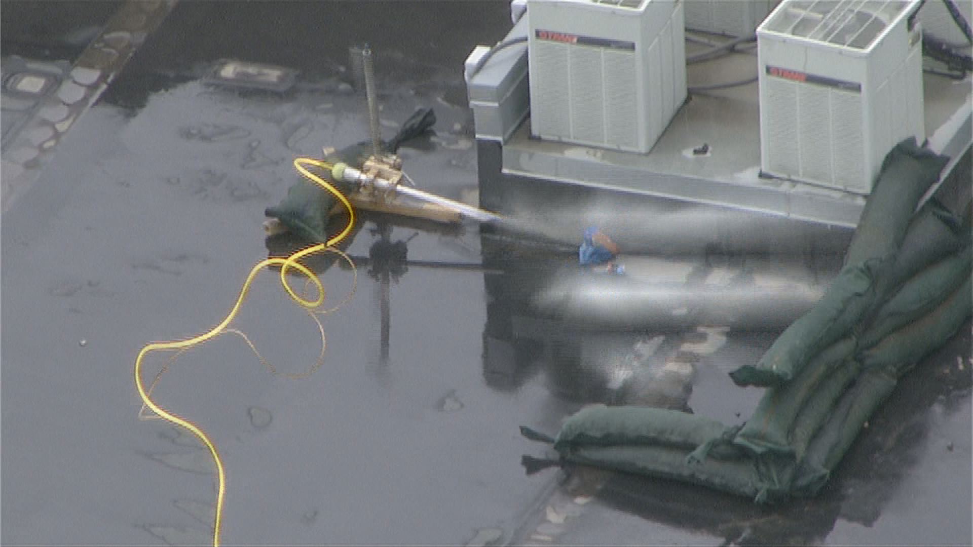 Bomb squad destroys suspicious device on Denver roof | 9news.com