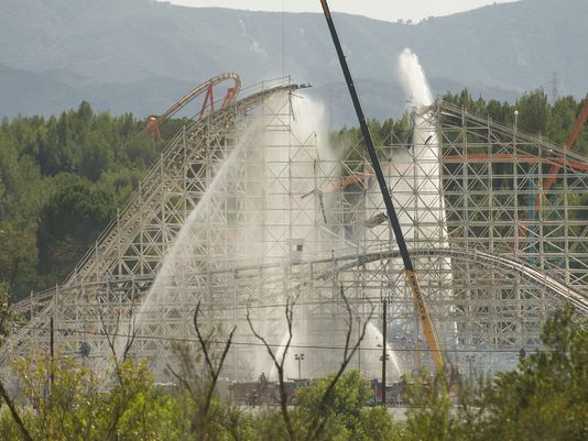 Fire damages roller coaster at Six Flags Magic Mountain | 9news.com