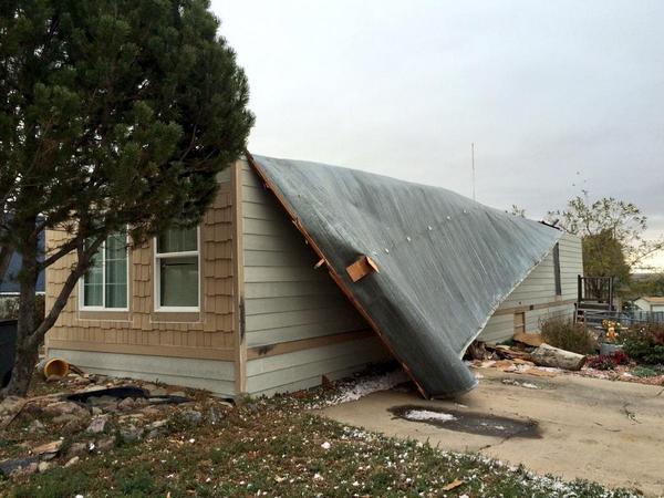 High winds rip roof right off Thornton mobile home | 9news.com