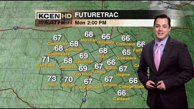 Texas TV meteorologist back on air 4 weeks after he was shot | 9news.com