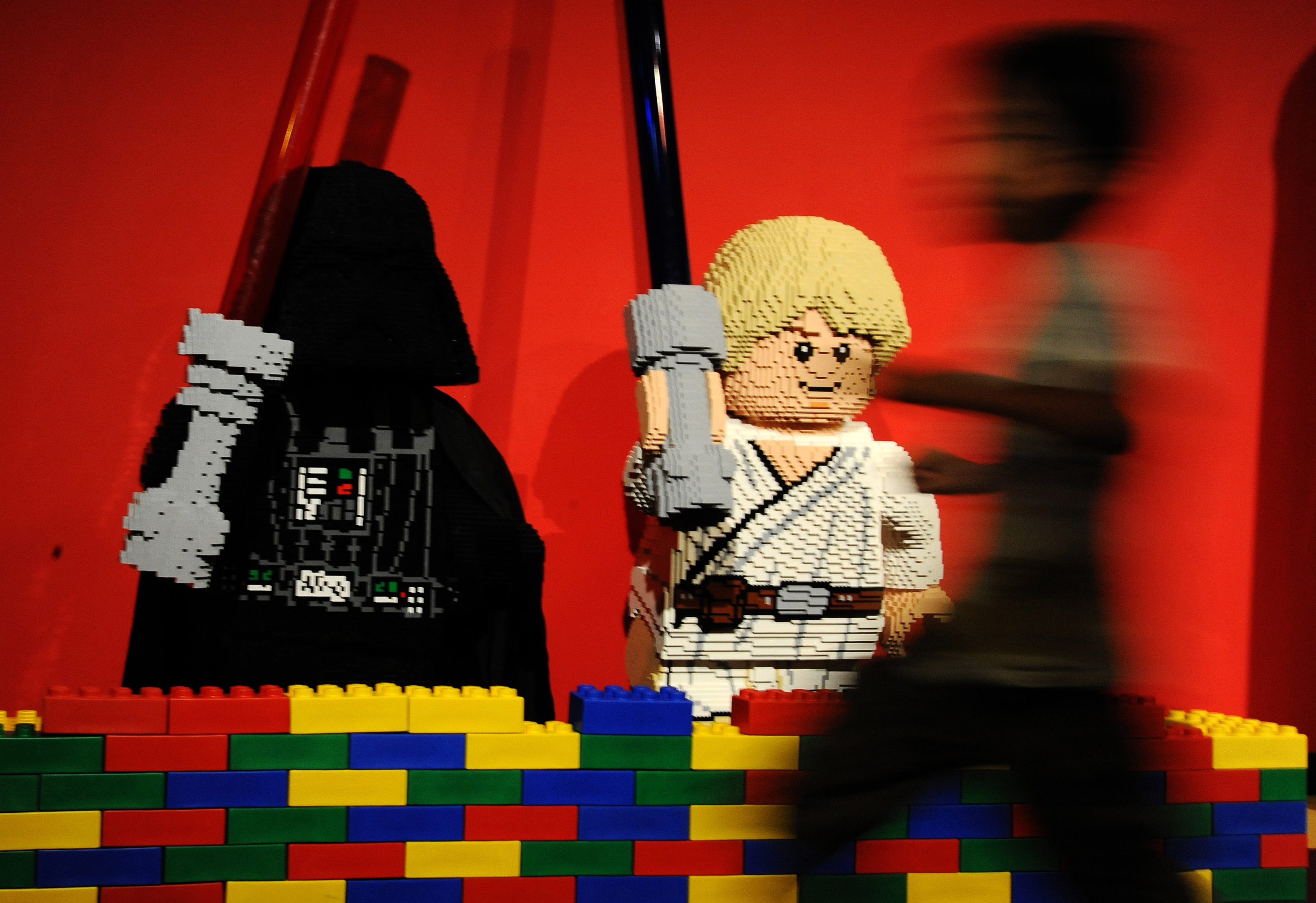 LEGOLAND California unveils new Death Star exhibit | 9news.com