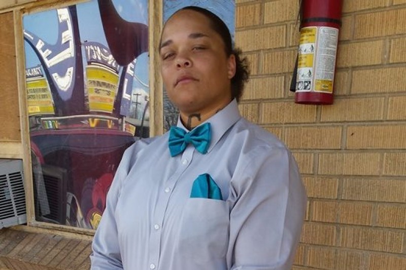 Makeshift memorial for woman shot in Denver alley | 9news.com