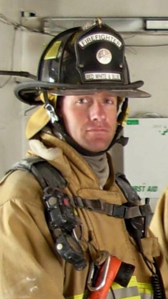 Flags half-staff for Breckenridge firefighter | 9news.com