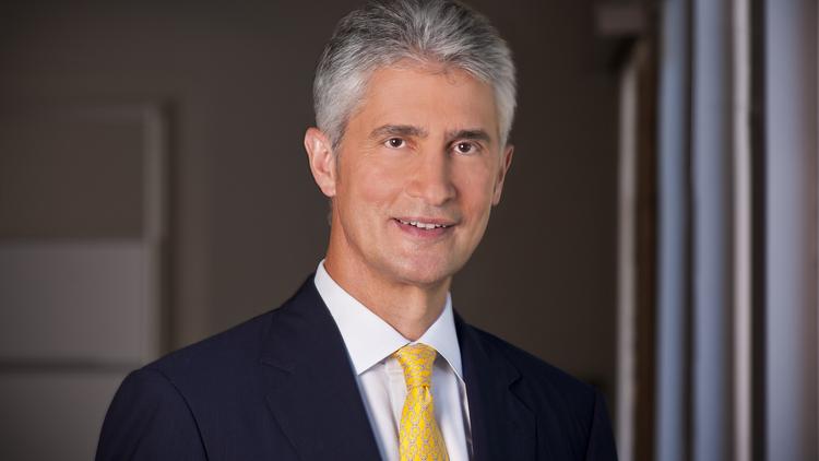 CEO-chairman out at United Airlines amid probe | 9news.com