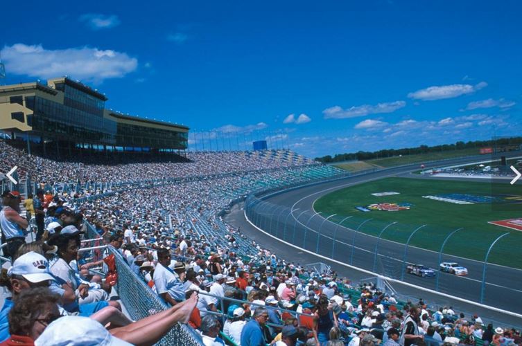 Aurora racetrack-incentives measure losing | 9news.com