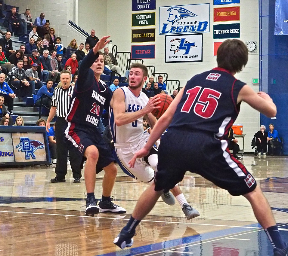Legend edges out Dakota Ridge 46-44 | 9news.com