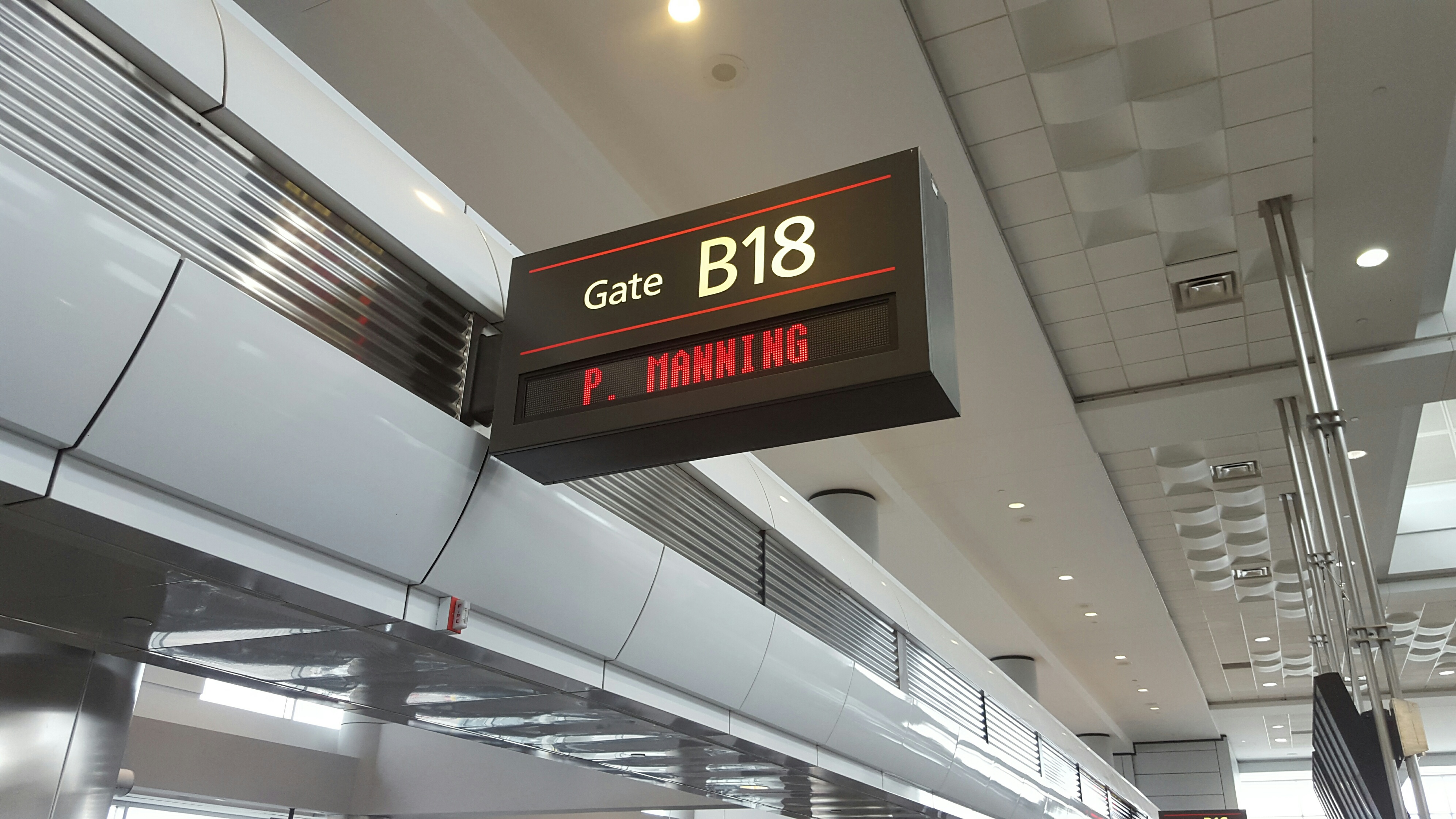 DIA gate B18 for Manning | 9news.com