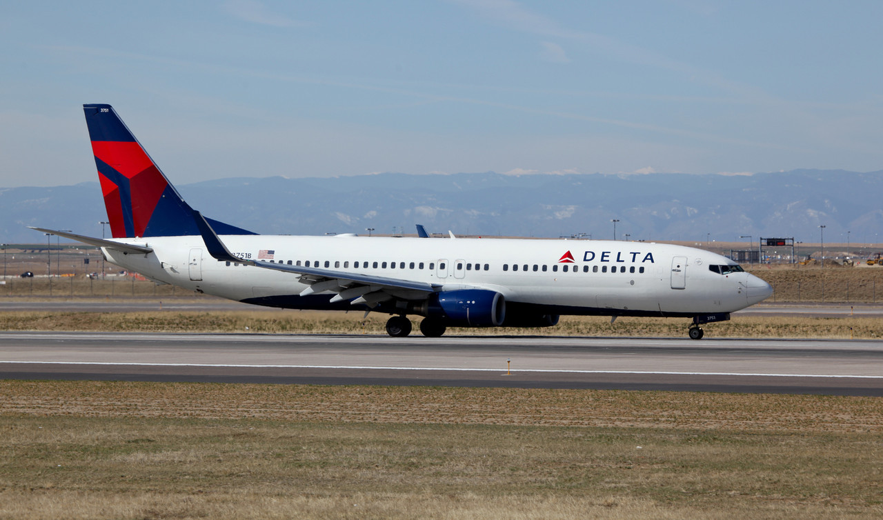 Delta upgrades SkyMiles program, tests basic economy for frequent ...
