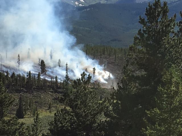 Fire burns at base of Mt. Elbert | 9news.com