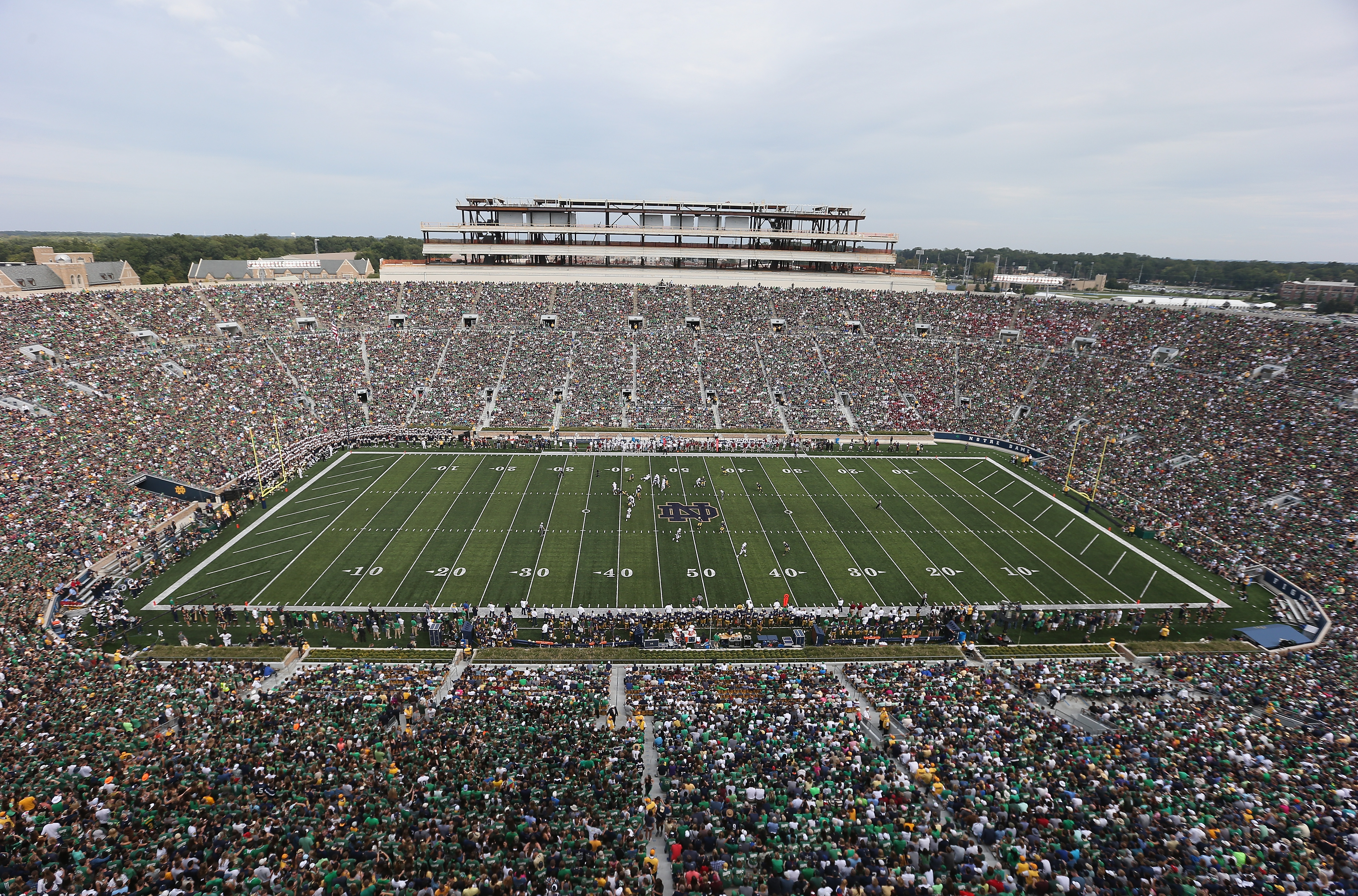 5 Notre Dame football players arrested on drug, gun charges | 9news.com