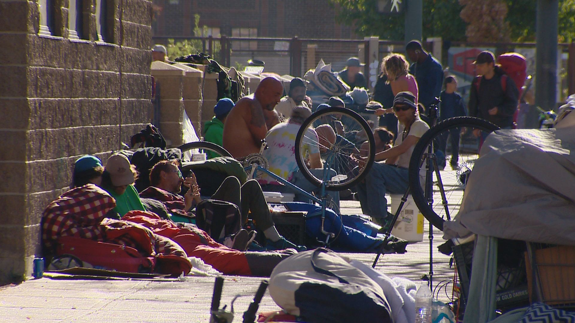 Homeless camps return to sidewalks in front of downtown shelters ...