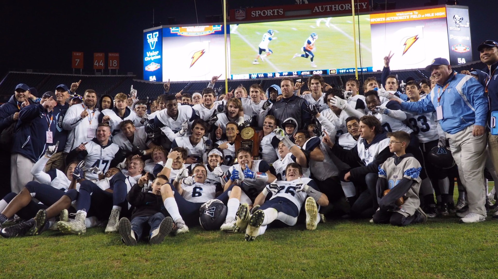 Valor Christian wins back-to-back state titles against Pomona | 9news.com