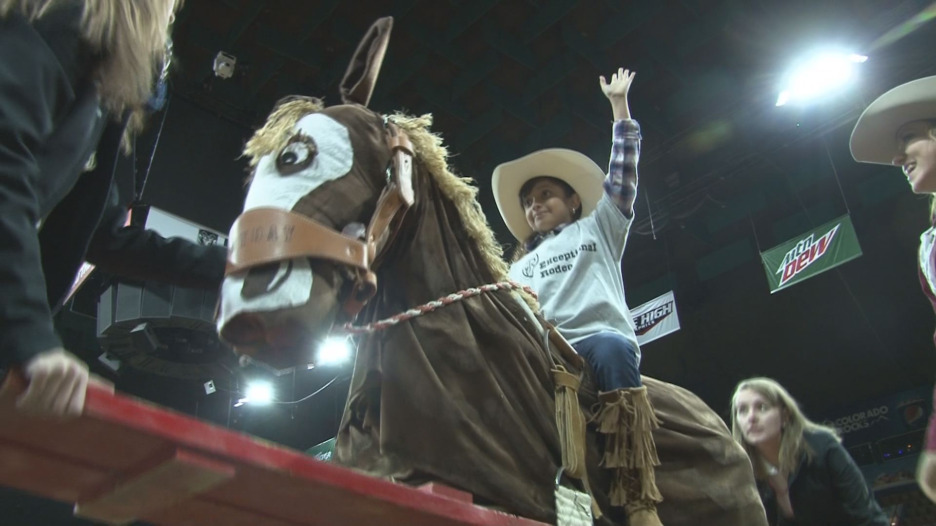 Exceptional rodeo pairs pros with kids with special needs | 9news.com