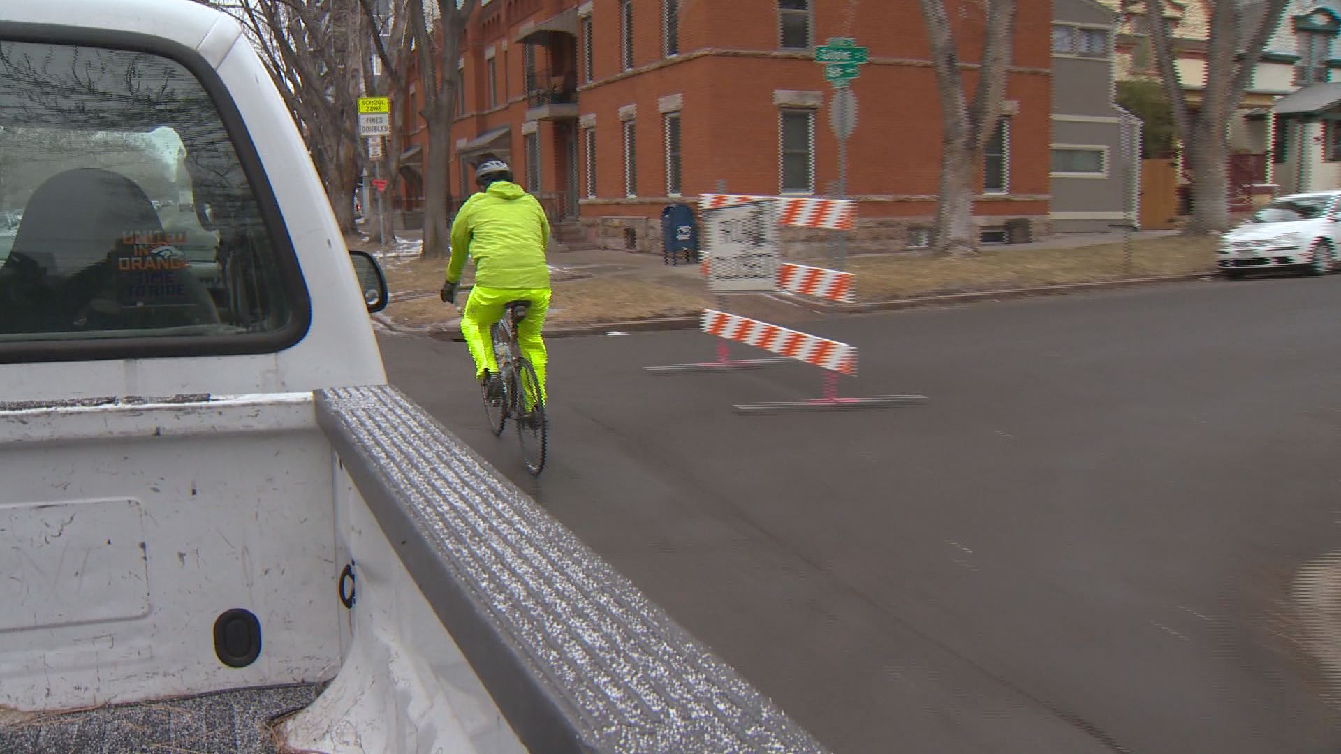 Proposed law would change rules for cyclists at stop signs, traffic ...
