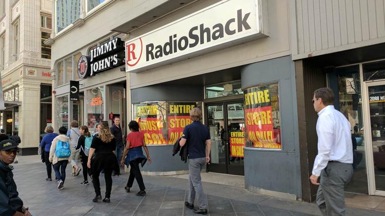 16th Street Mall RadioShack has 'everything must go' sale as company ...