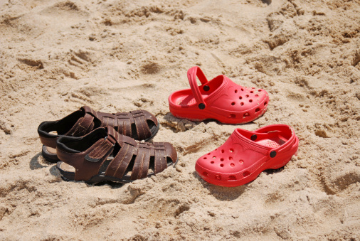 Crocs launches new global campaign with star power on heels of losses ...