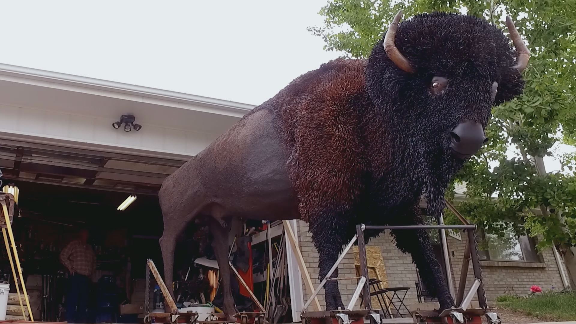 Man in Littleton spends three years making 2,000 pound bison sculpture ...