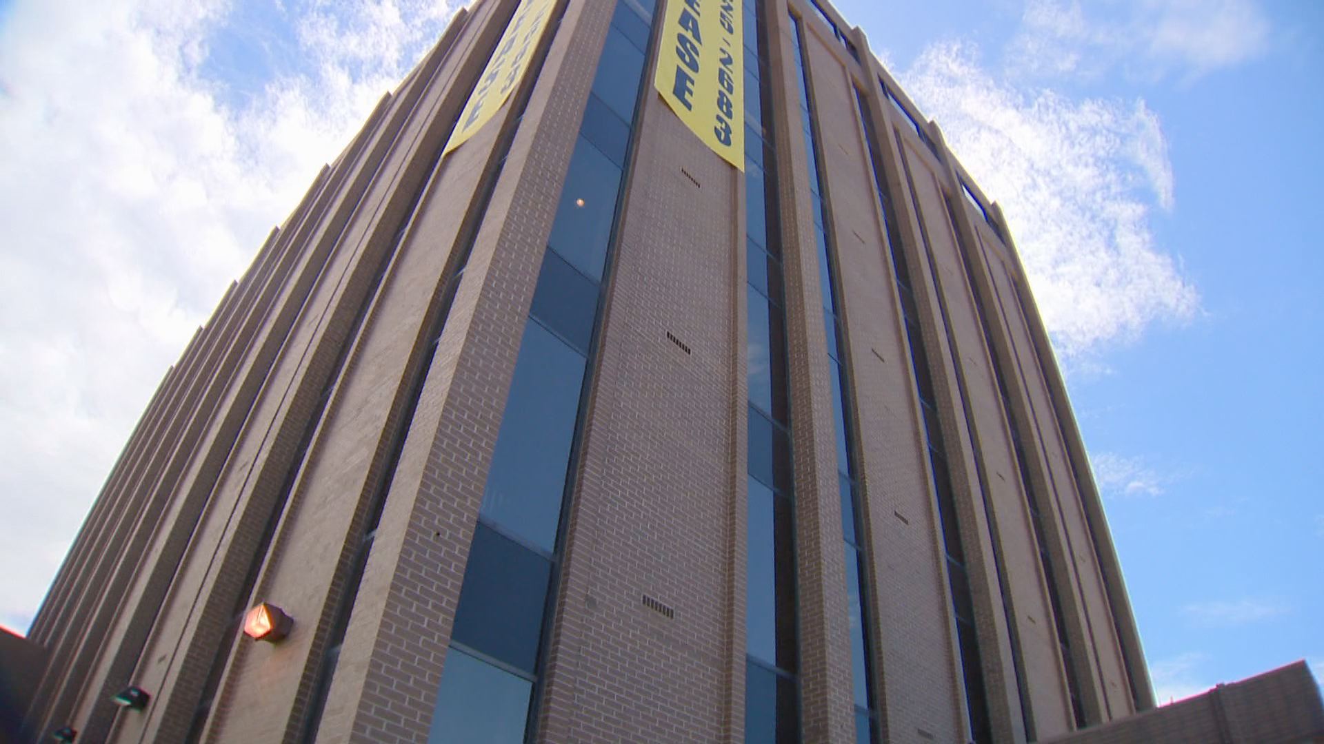 El Salvador's first Colorado consulate opens in Aurora | 9news.com