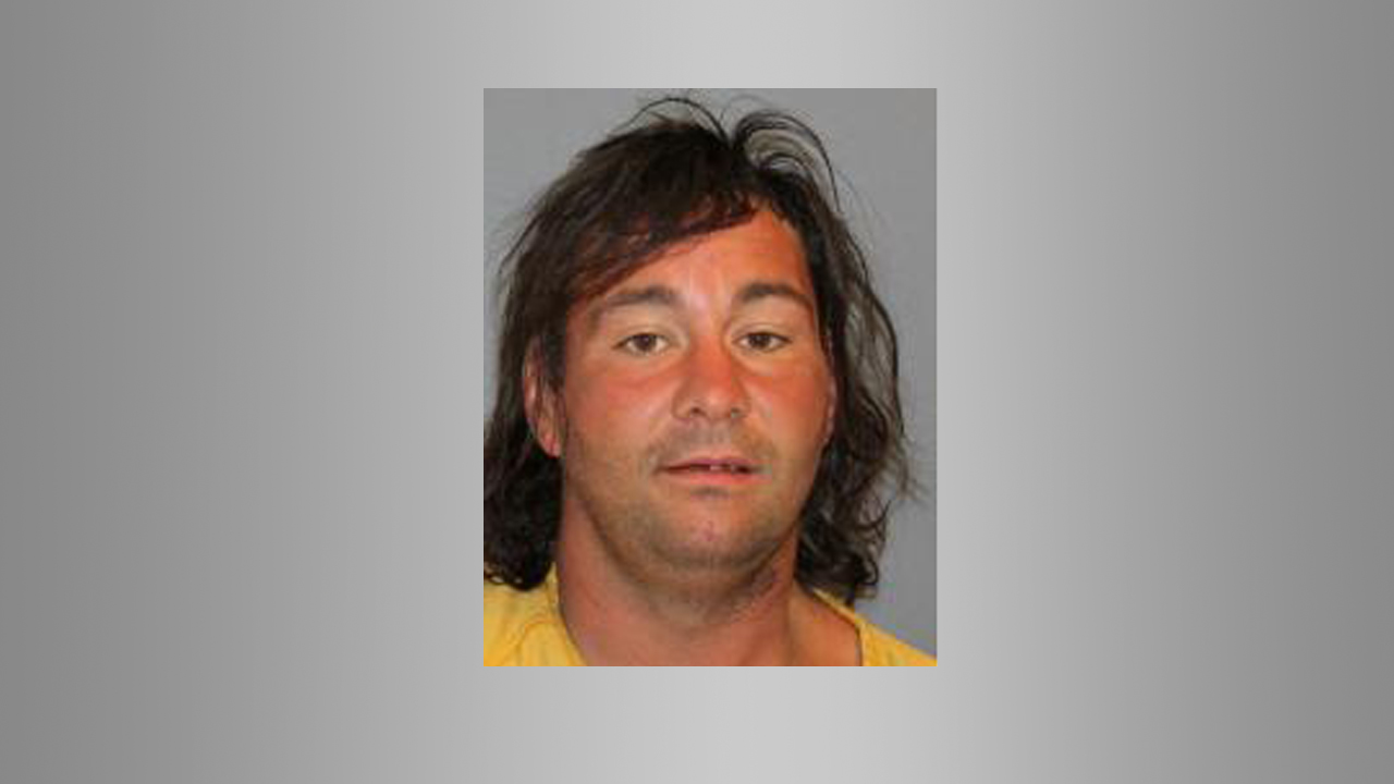 Man impersonating officer placed cones in middle of I-70, told drivers ...
