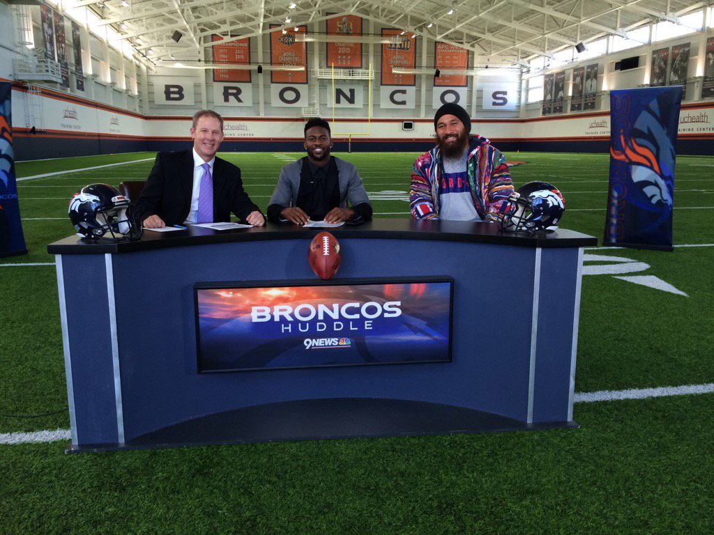 Domata Peko joins the Broncos Huddle with Emannuel Sanders | 9news.com