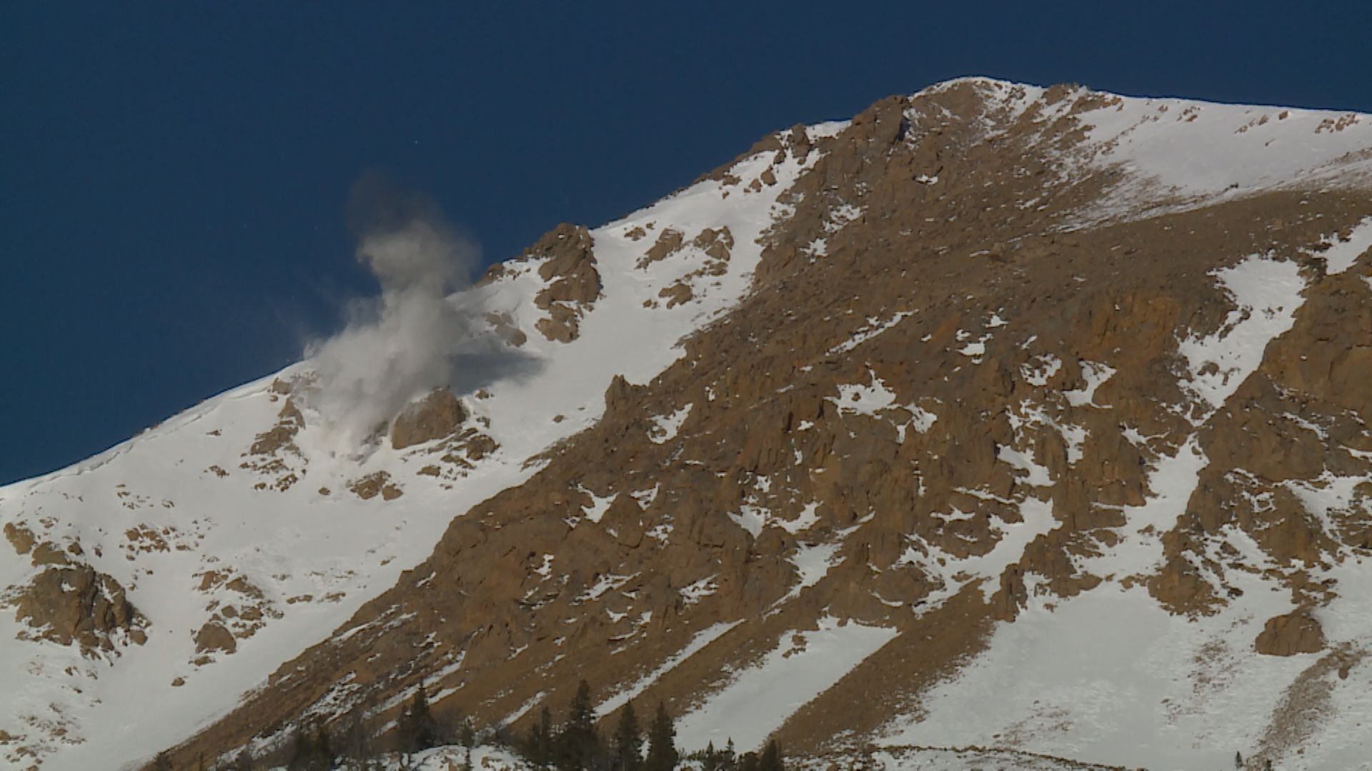 How CDOT uses bombs to keep avalanches from highways | 9news.com