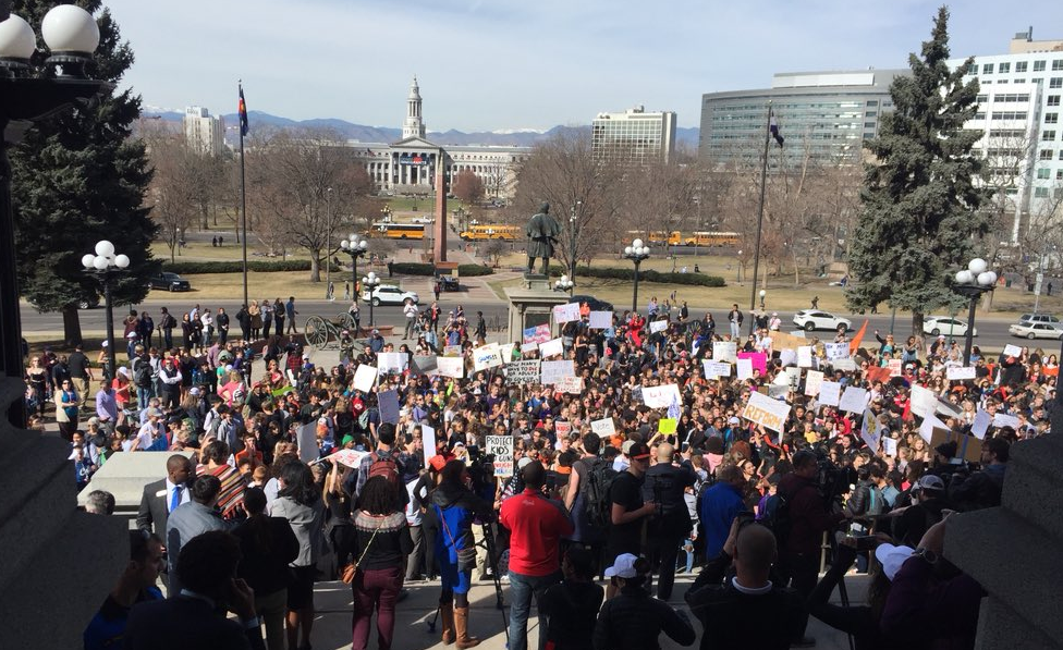 Denver students convene at Colorado capitol to call for end to gun ...